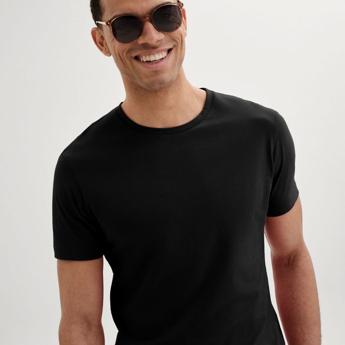 Custom-tailored T-shirts. 100% Perfect Fit Guarantee. | Tailor Store®