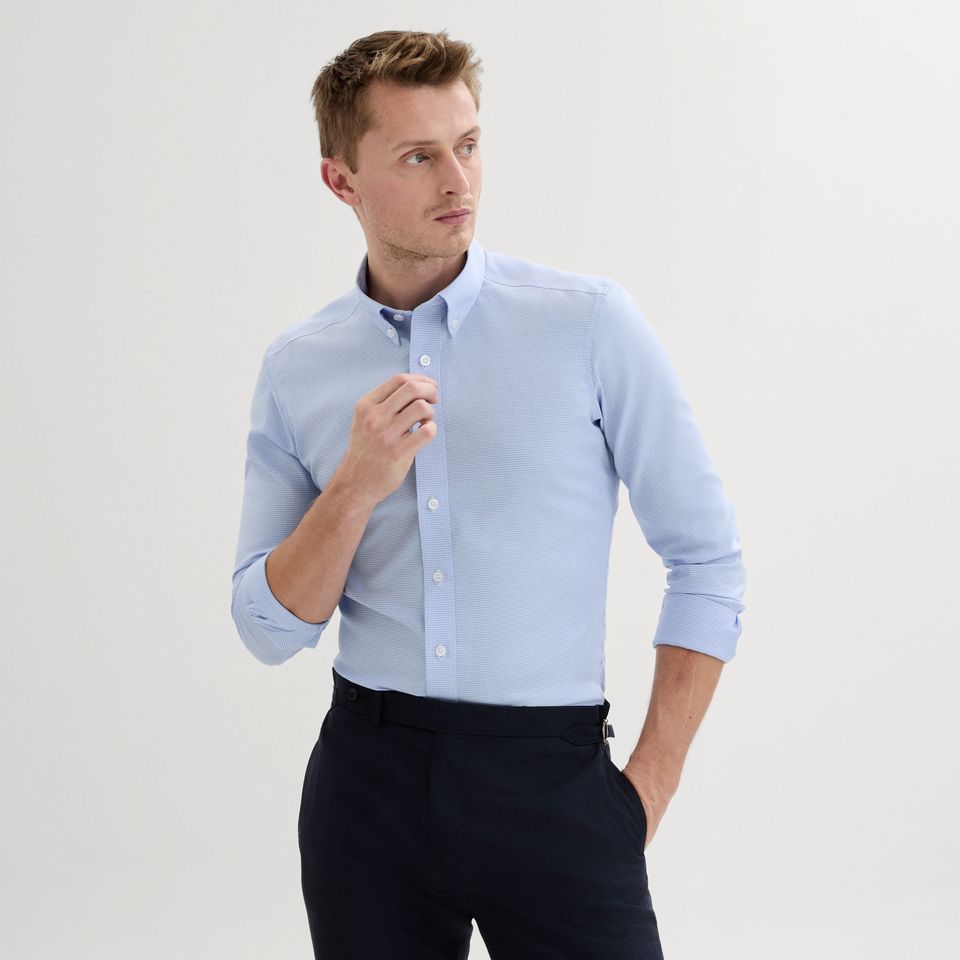 Non-iron business shirt in a light blue houndstooth pattern | Tailor Store®